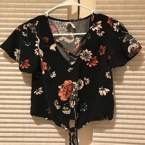 Mudd | Tops | Mudd Floral Tiefront Crop Top Xs | Poshmark